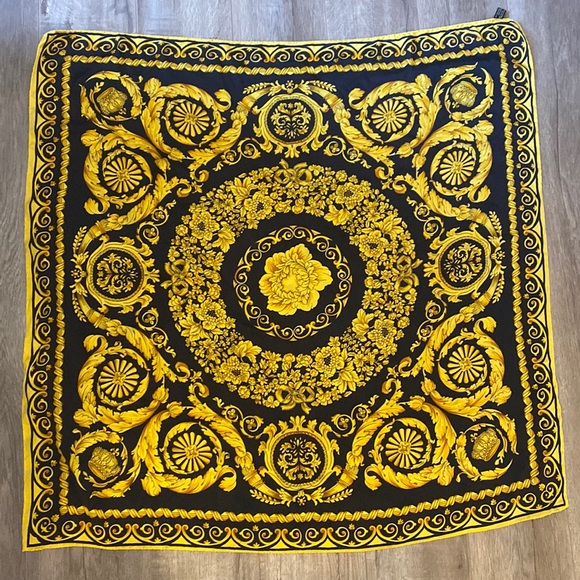 Neiman Marcus | Accessories | Vintage Neiman Marcus Silk Scarf Versace ...